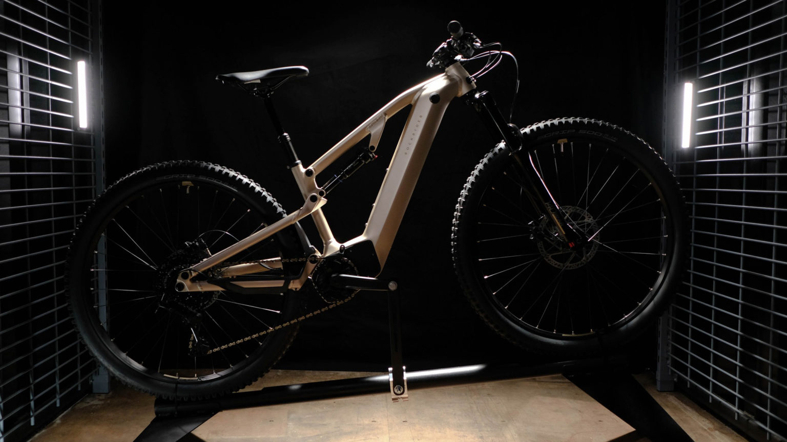 Les VTTAE Rockrider E-EXPL 500 et 520 S bientôt en stock chez Decathlon