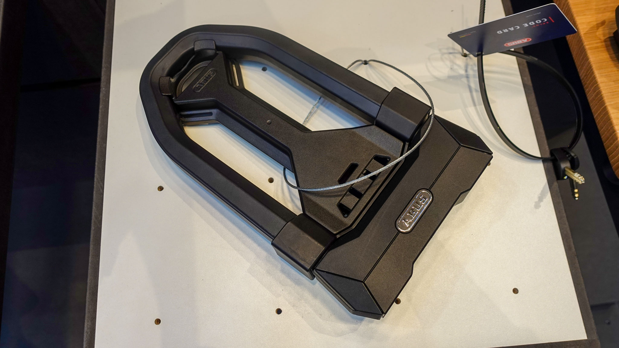 Abus Granit Super Extreme 2500, l'antivol de tous les superlatifs