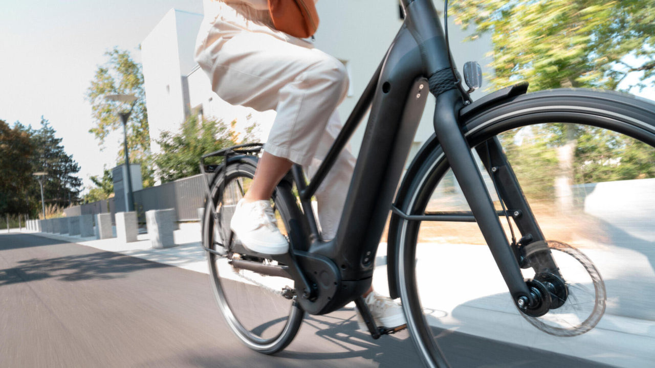 Attendu, l'innovant vélo électrique Elops LD 920 E de Decathlon enfin ...