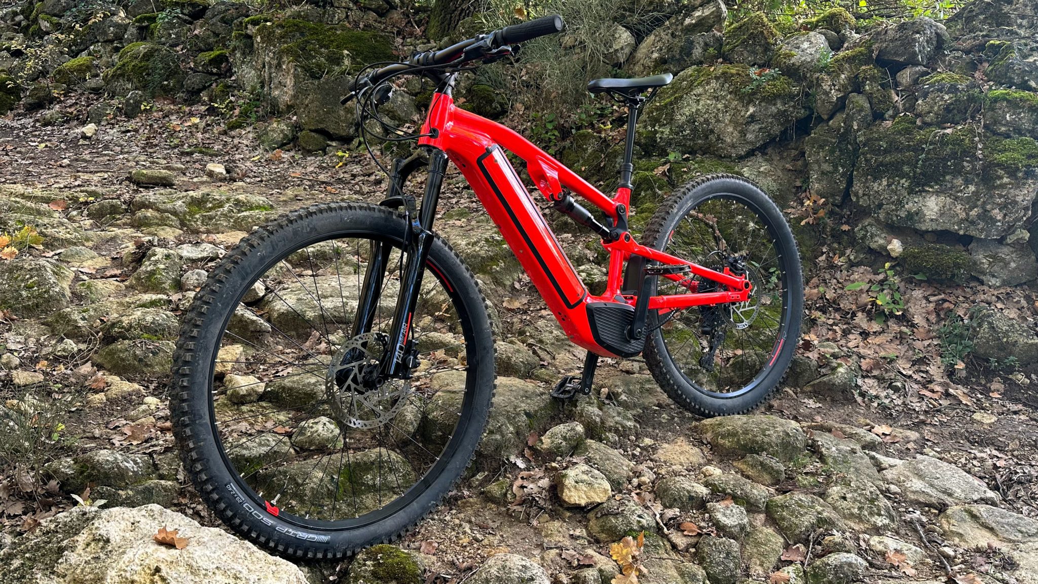 Test – Decathlon Rockrider E-EXPL 520 S, un VTT électrique tout ...