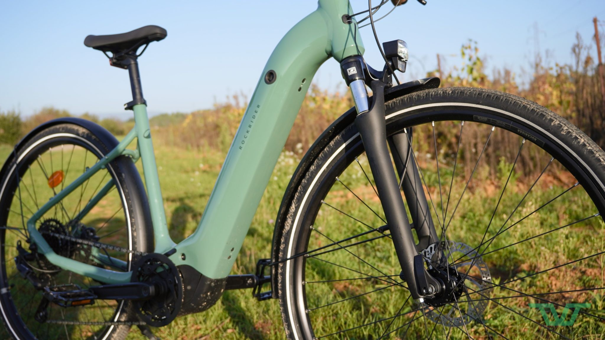 Test – Decathlon Rockrider E-ACTV 500 : un VTC électrique abordable et ...