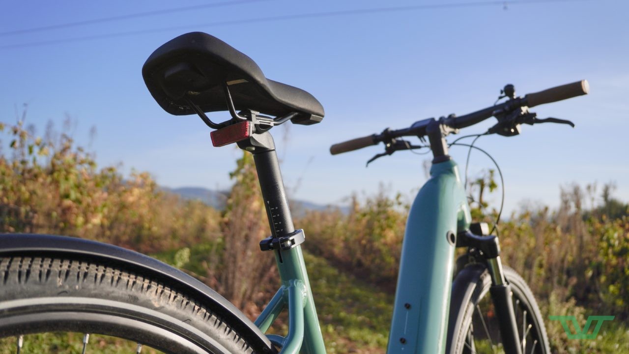 Test – Decathlon Rockrider E-ACTV 500 : un VTC électrique abordable et ...