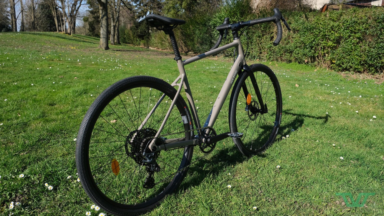 Test – Van Rysel GRVL AF : un gravel à 999 € plein de possibilités ...