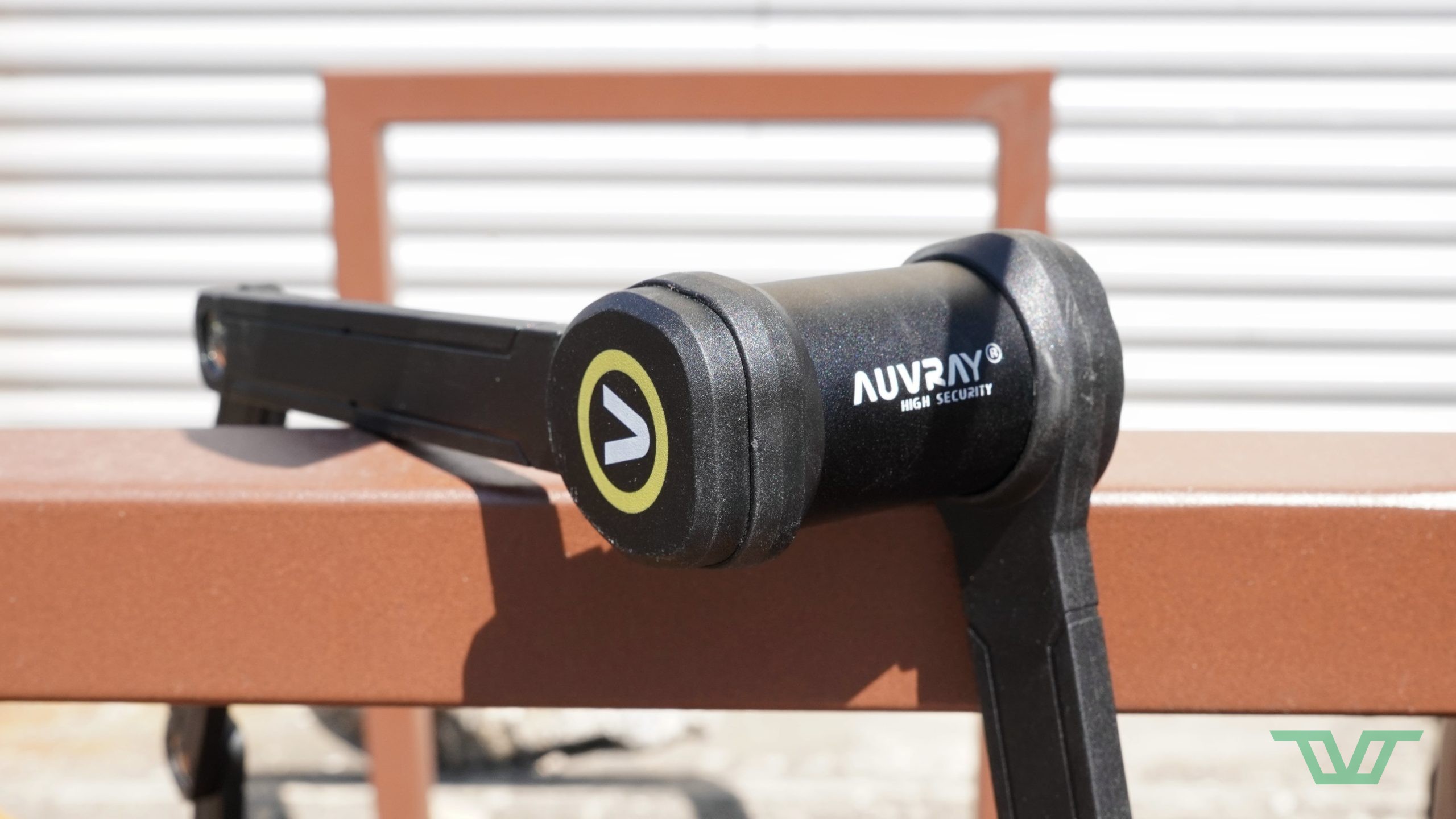 Test – Auvray City Lock 360 Pro : un antivol pliant grande taille, mais ...