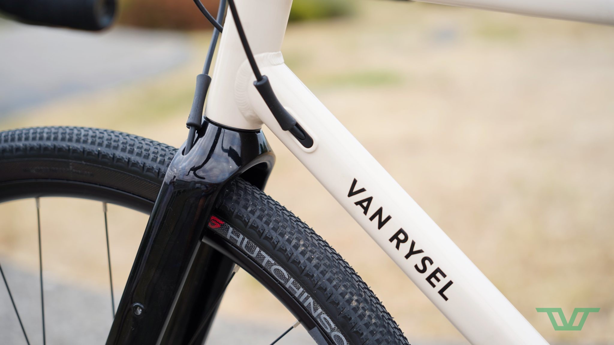 Test - Van Rysel GRVL AF Sram Apex 12v : un gravel bien équipé pour ...