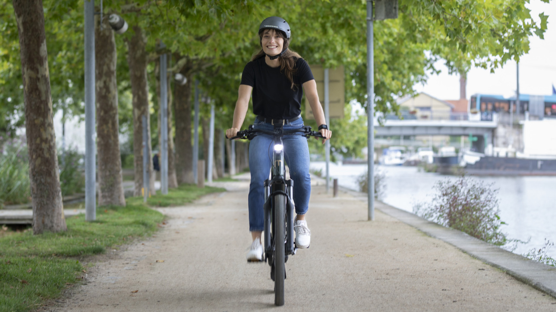 Fin du J, nouveaux Xroad : Moustache rebat les cartes de son offre ...